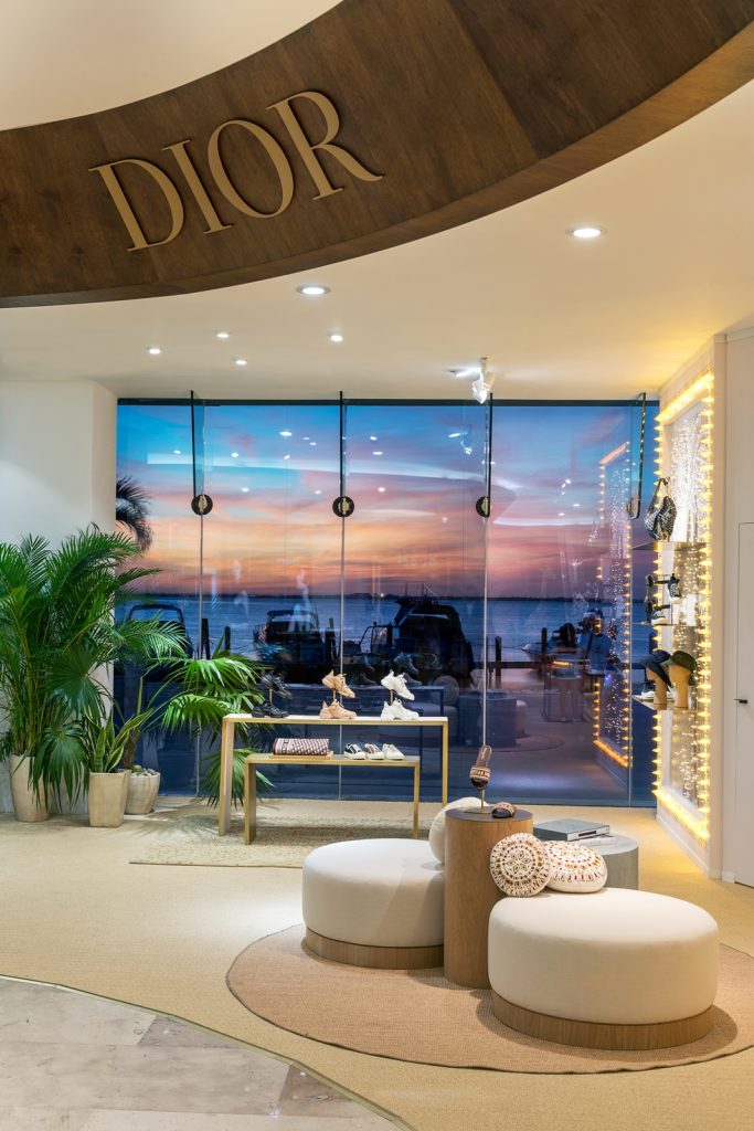 Dior’dan Meksika’da iki yeni pop-up mağaza | Fashion World Türkiye